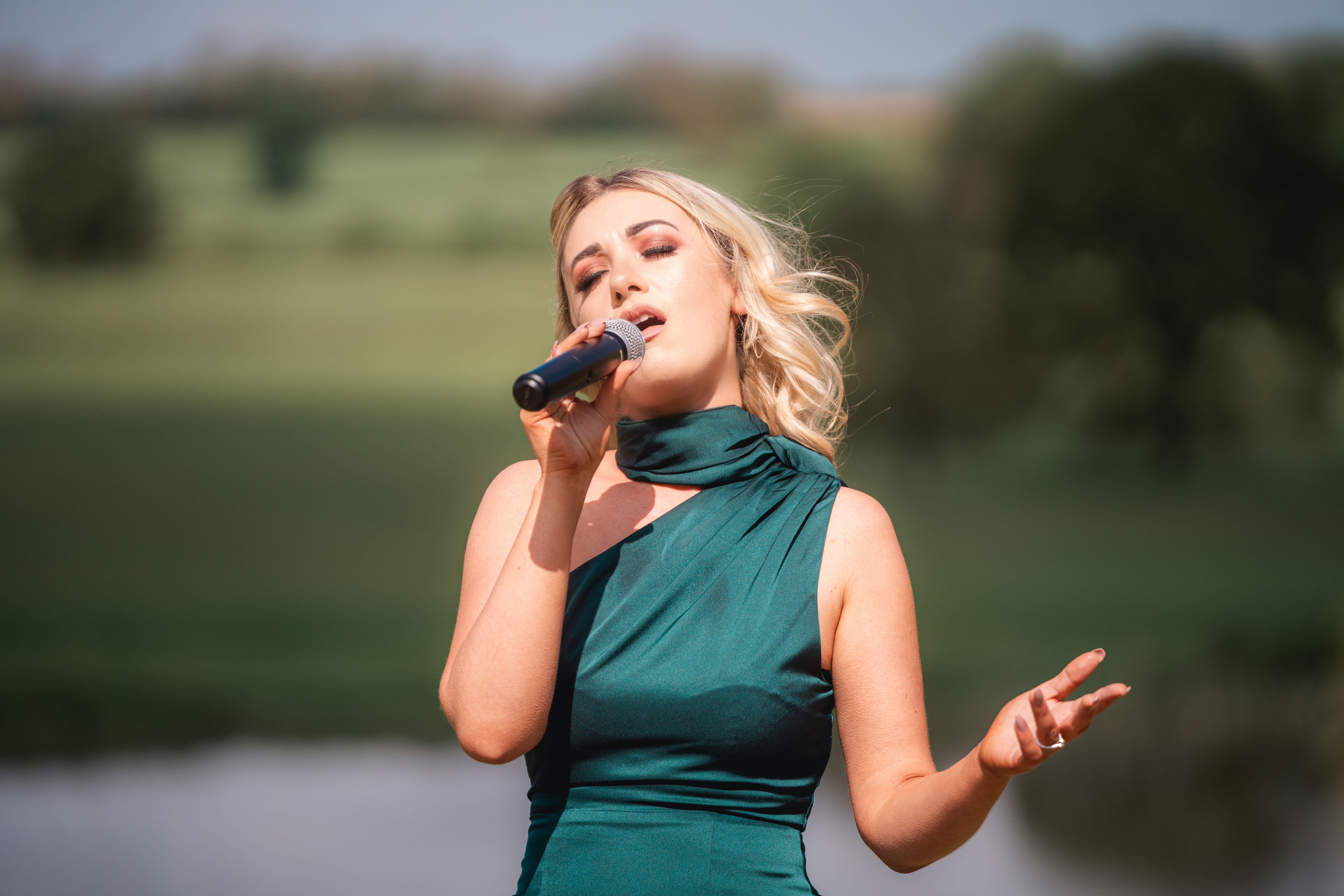 Chelsea Nolan Wedding Singer - Meath - Dublin - Kildare - Ireland